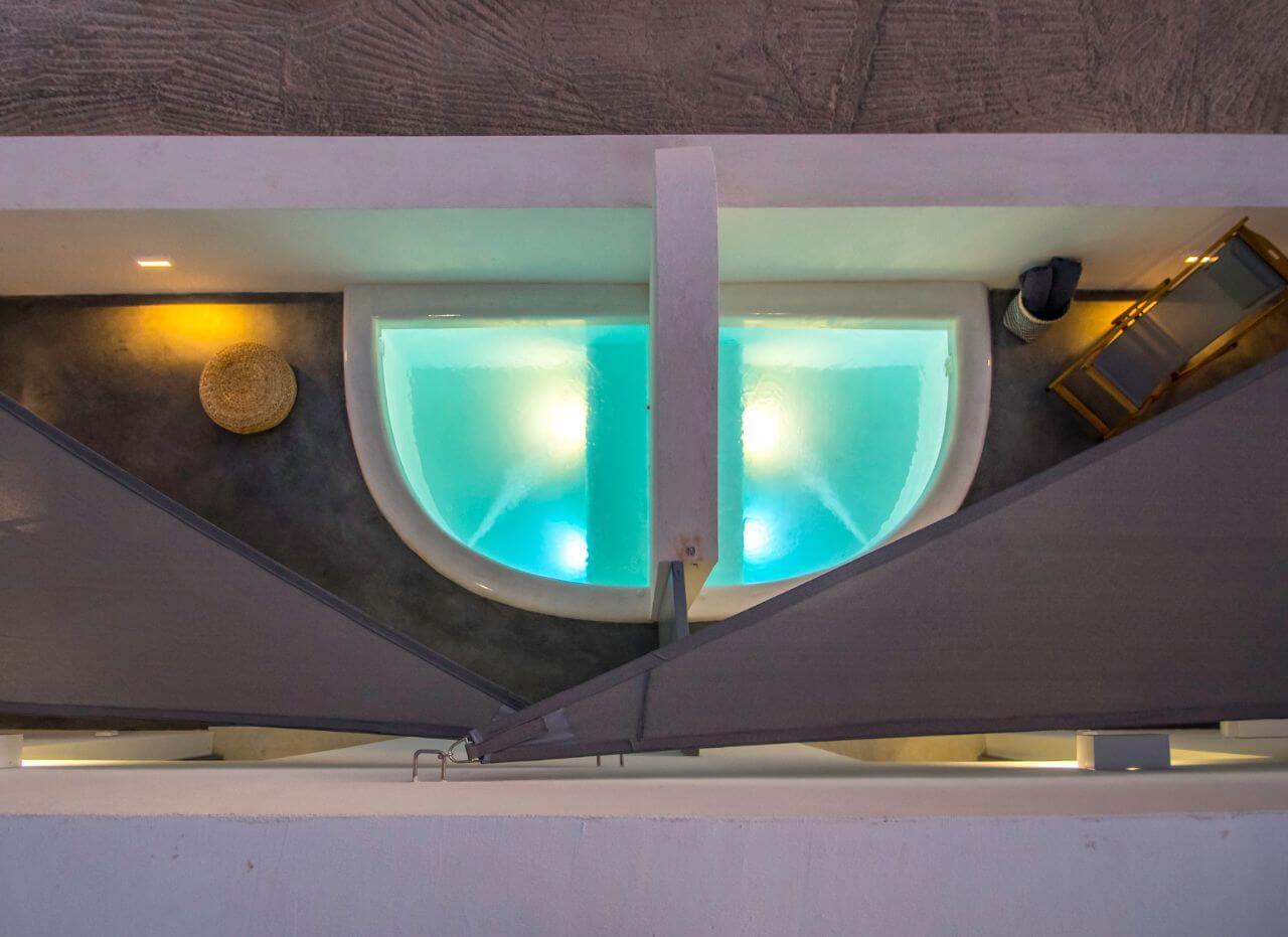 Οικογενειακή Σουίτα με θέα στην Παραλία και Τζακούζι Ν.201 - Oro-Suites